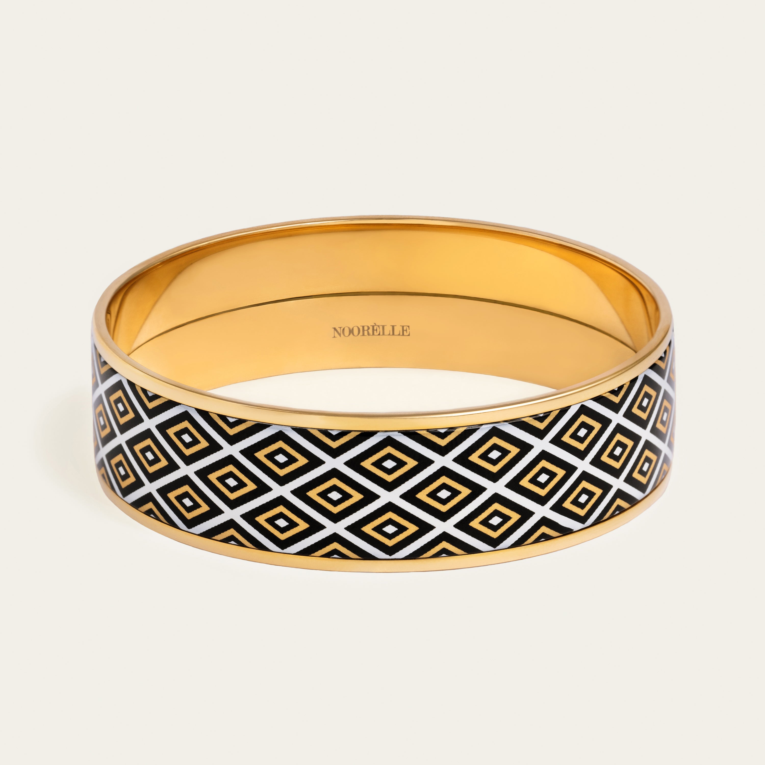Legacy Bangle – AYNUR JAHAN